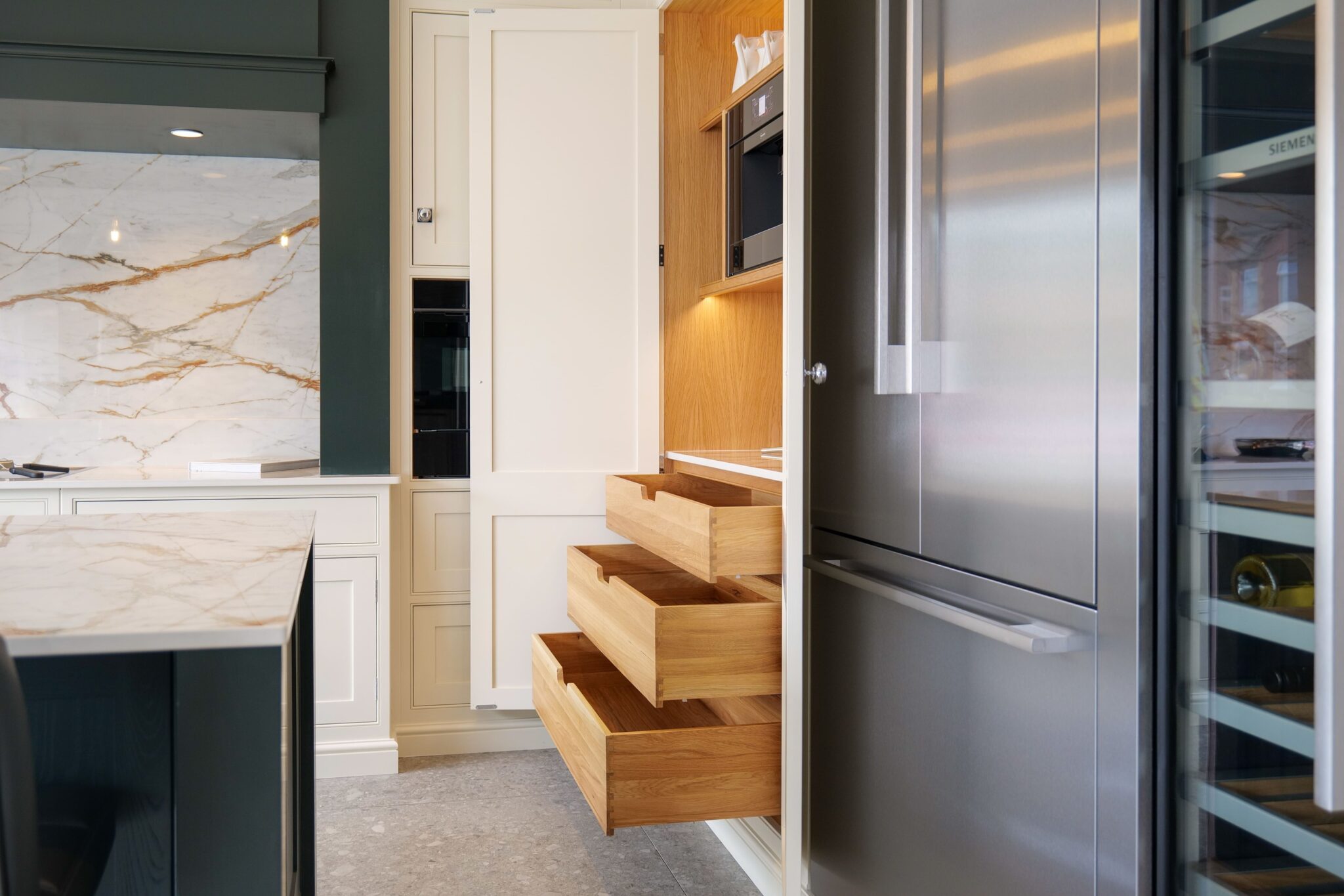 Creating a Family-Friendly Kitchen: Ideas and Tips for a Functional ...